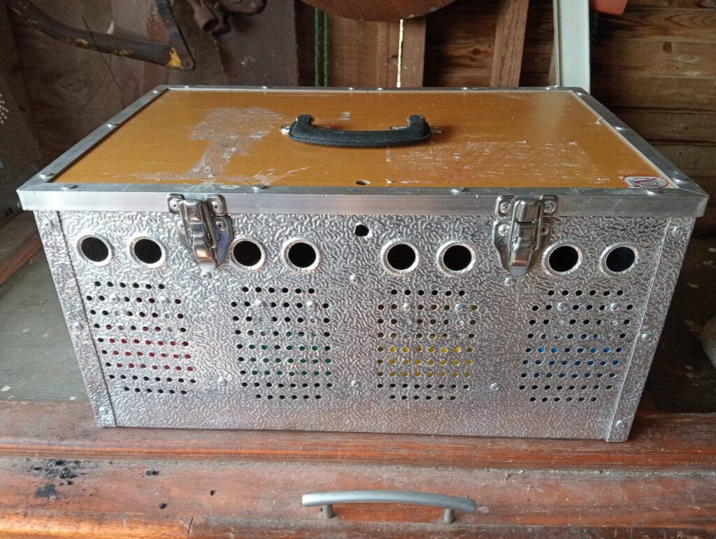 .LOT 4 PIGEON BASKETS – Aluminium Pigeon Basket (Can take up to 12 ...